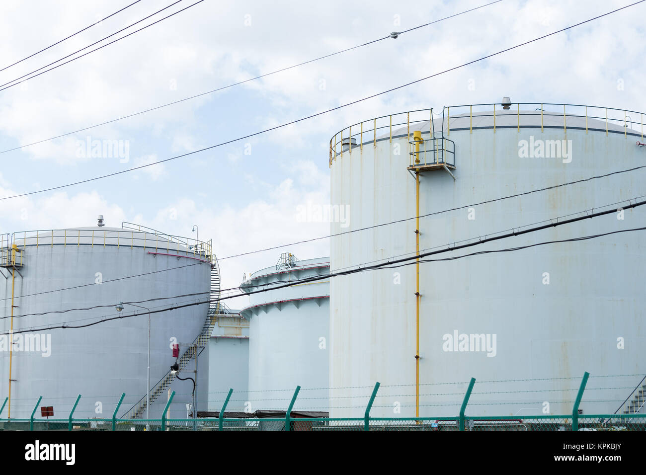 Industrial oil tank Stock Photo - Alamy