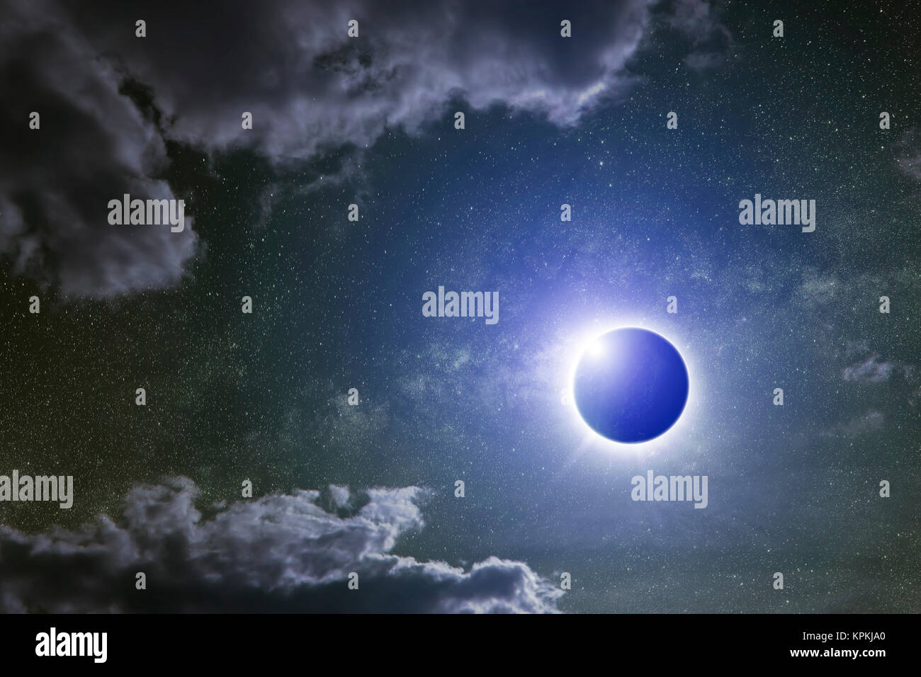 Fixed eclipse light hi-res stock photography and images - Alamy