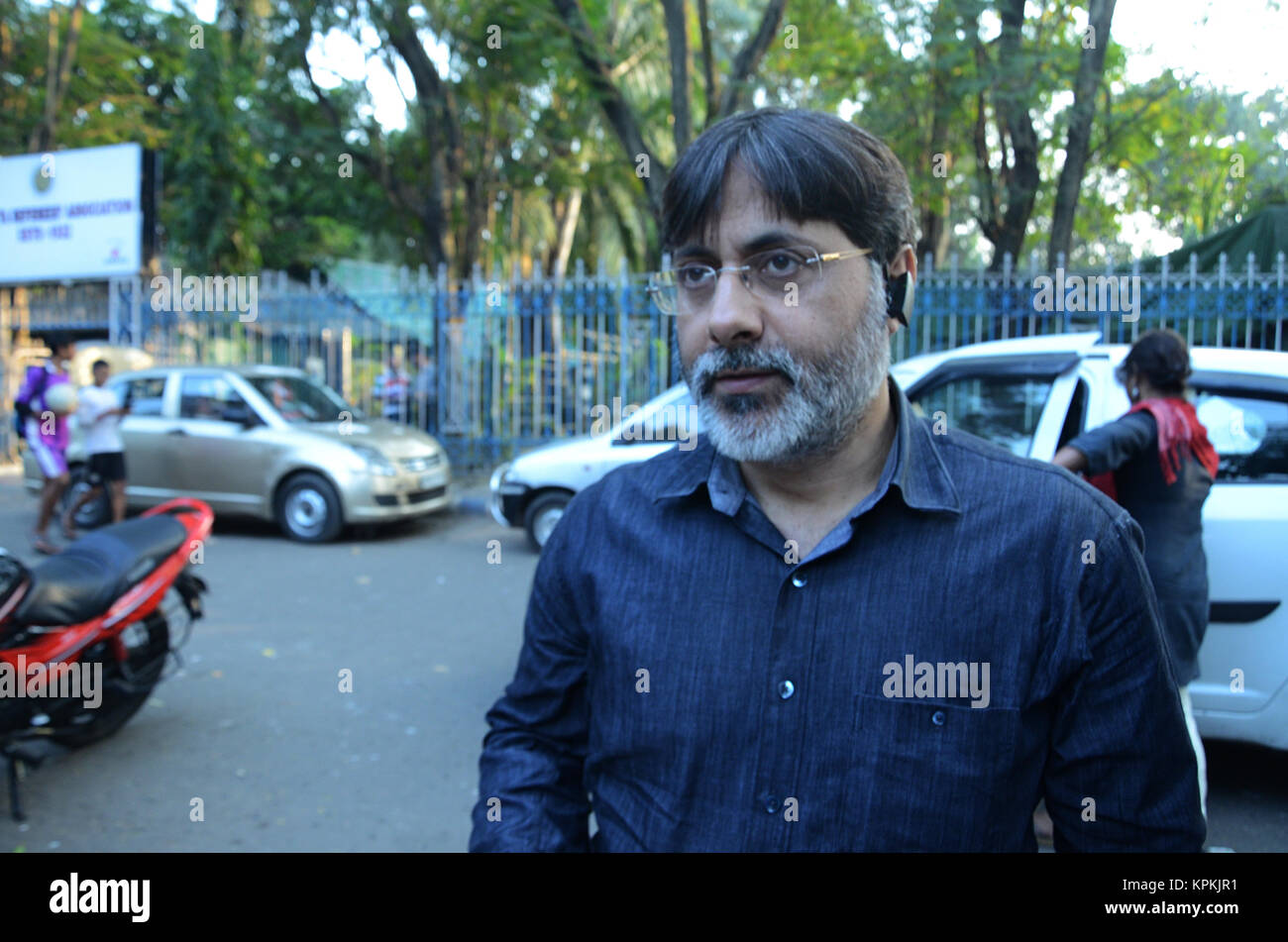 Sar geelani hi-res stock photography and images - Alamy