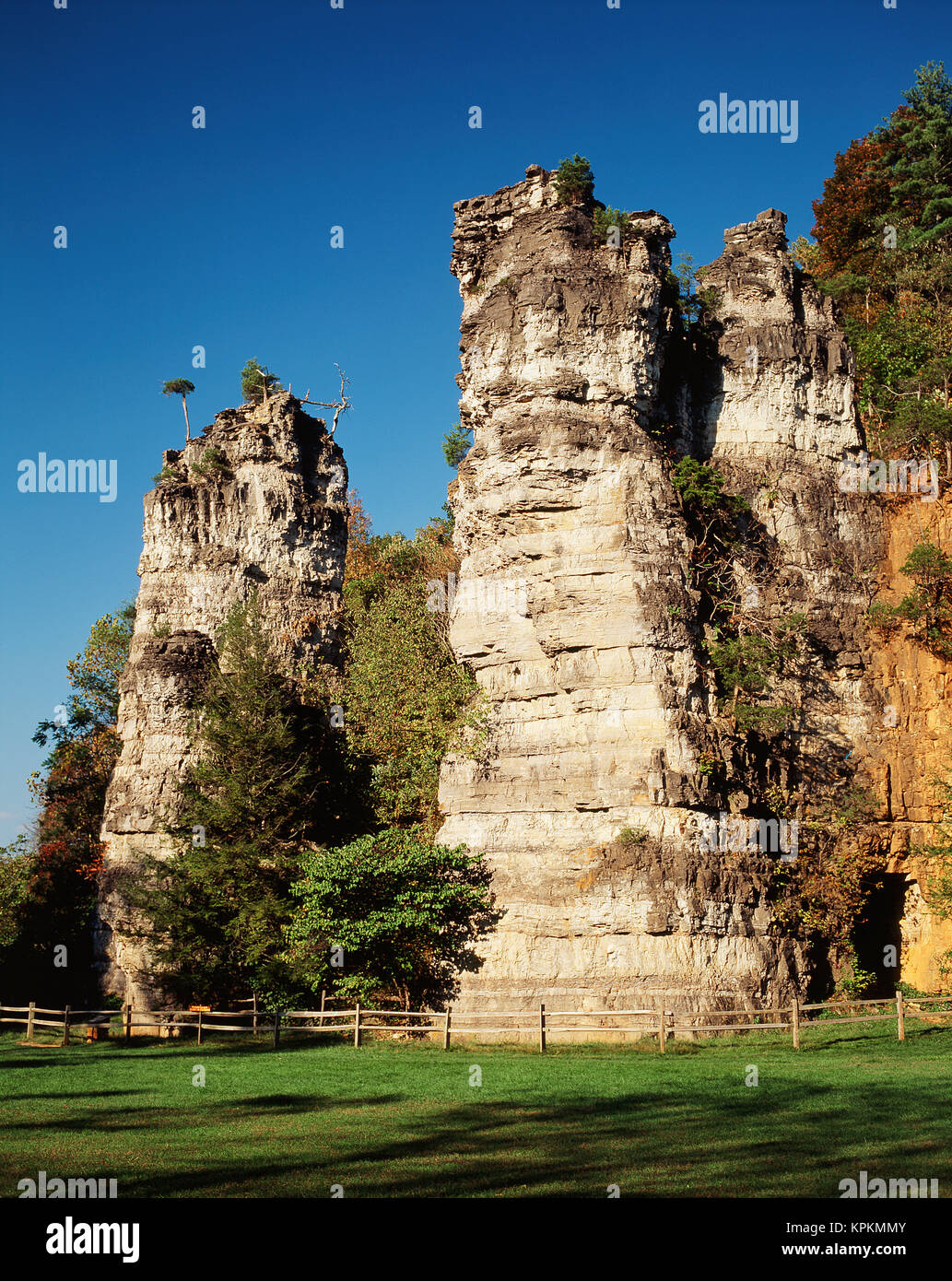 USA, Virginia, Mount Solon, View of Natural Chimneys in Regional Park ...