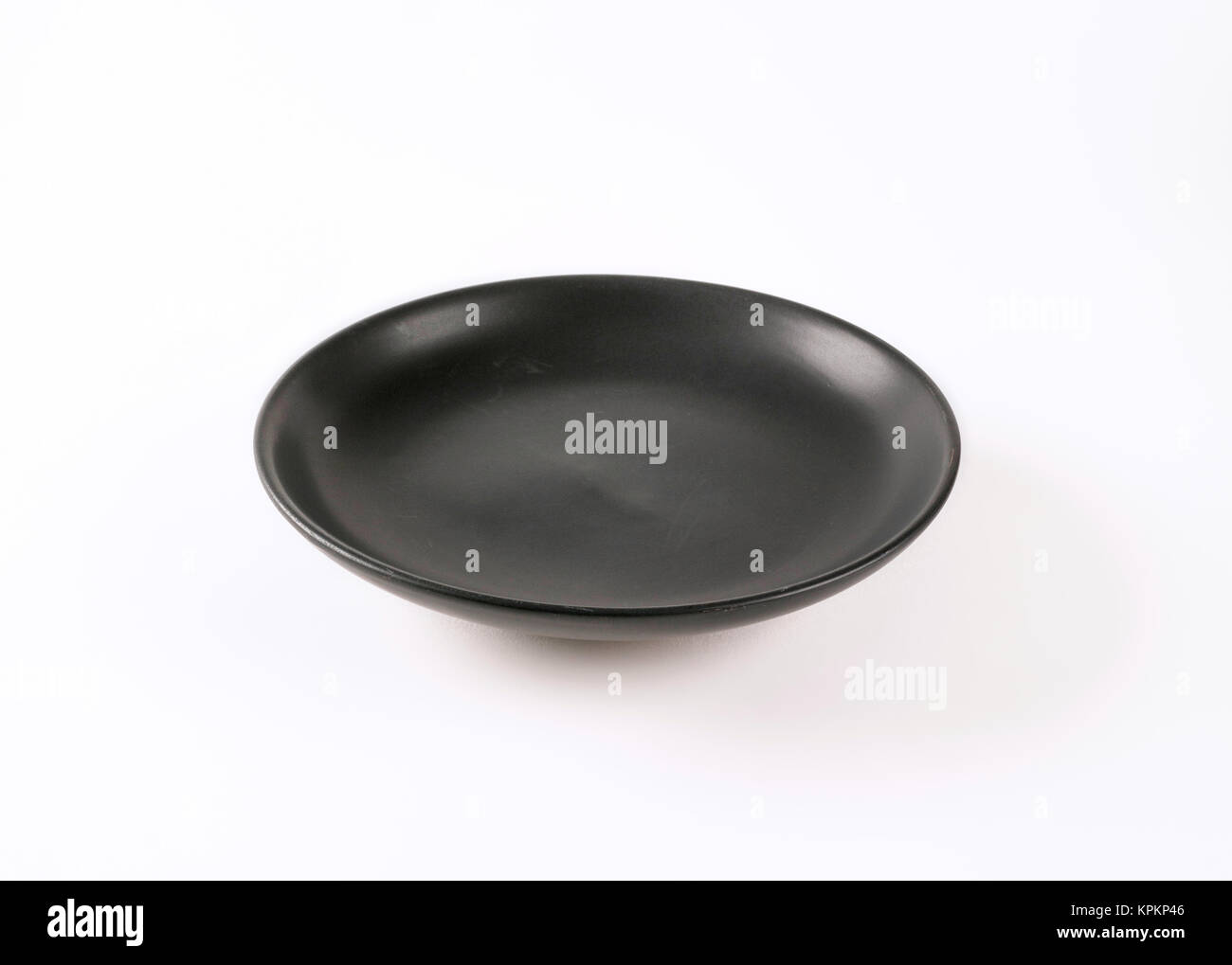 empty black plate Stock Photo - Alamy