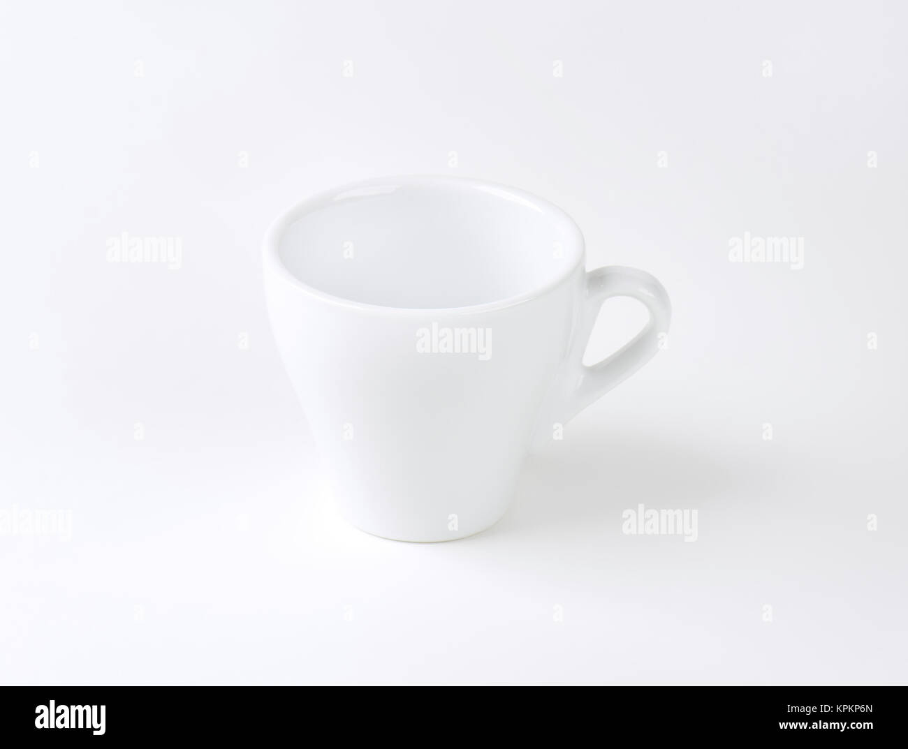 empty coffee cup Stock Photo - Alamy
