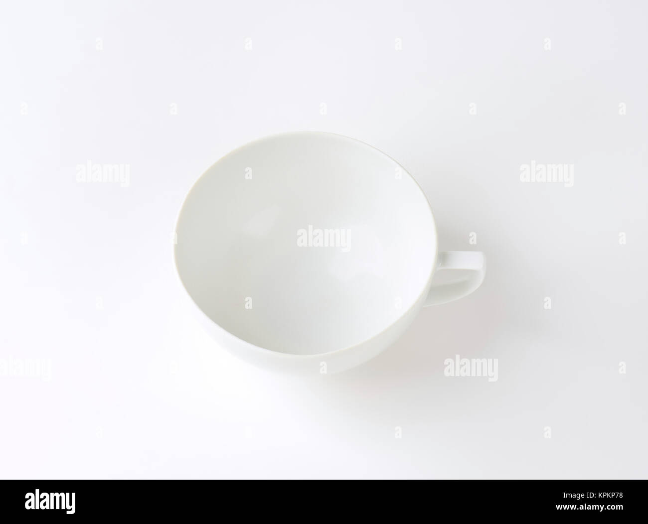 wide tea cup Stock Photo - Alamy