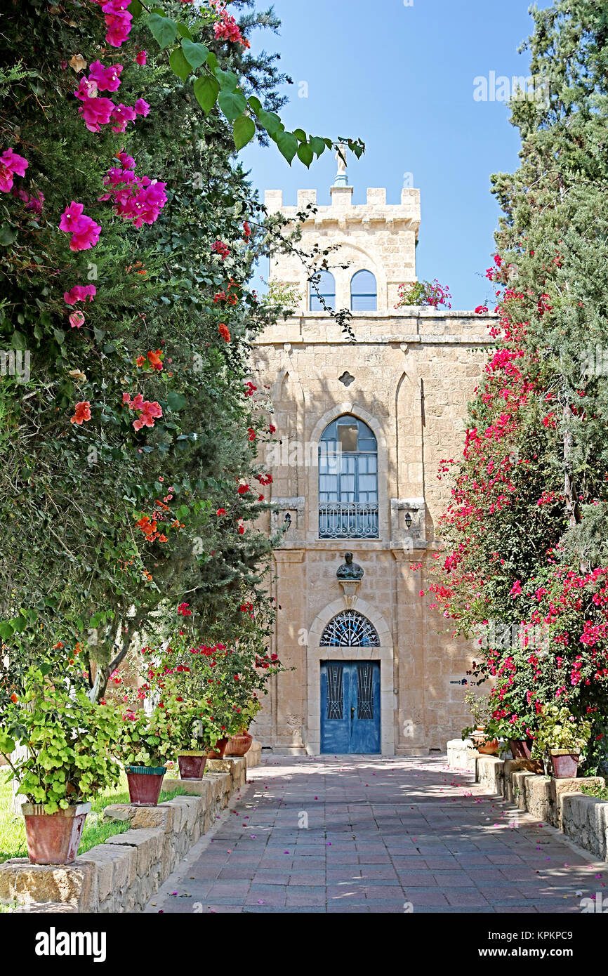 Jamal catholic hi-res stock photography and images - Alamy