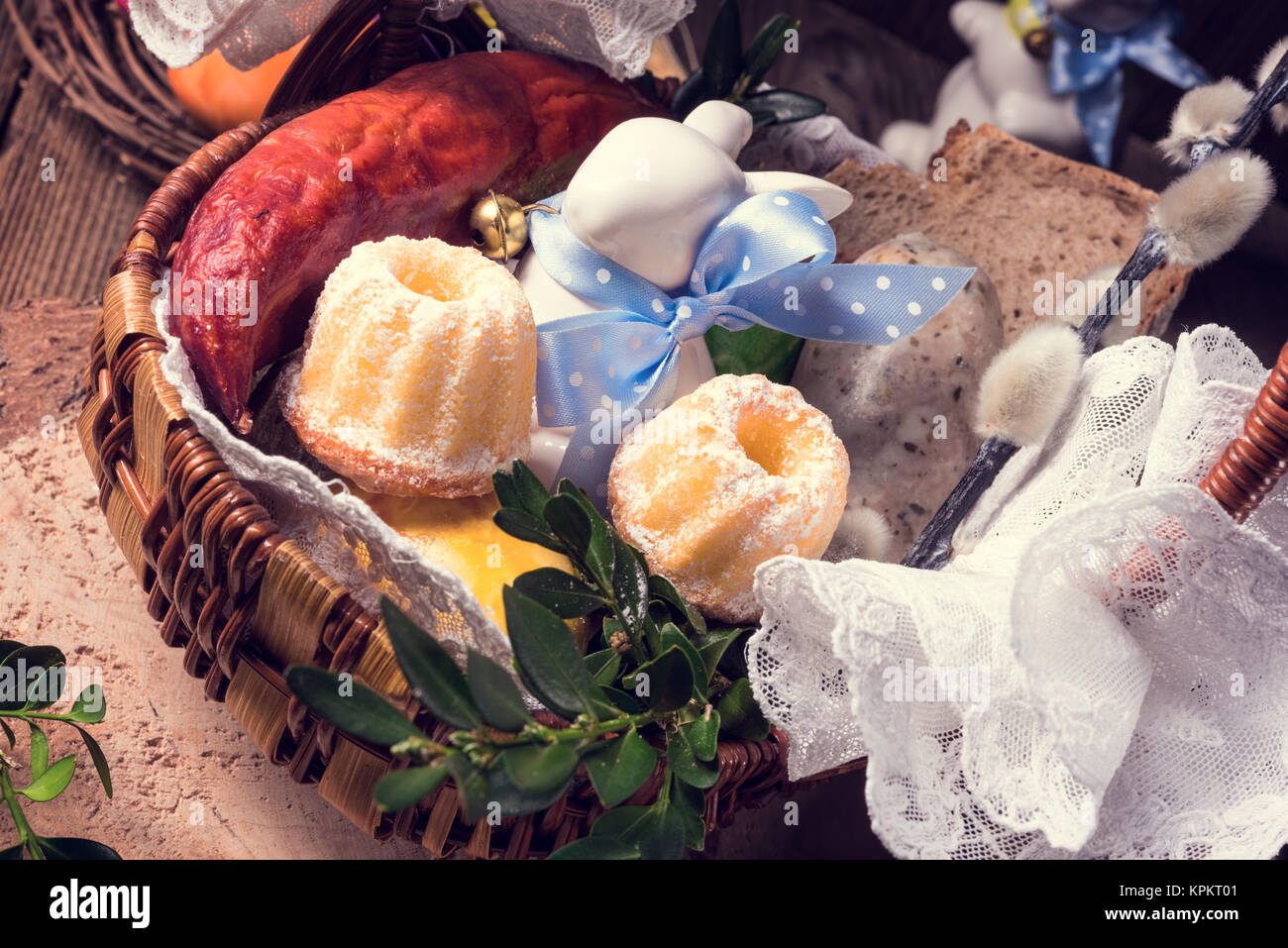 traditional easter basket with food Stock Photo - Alamy