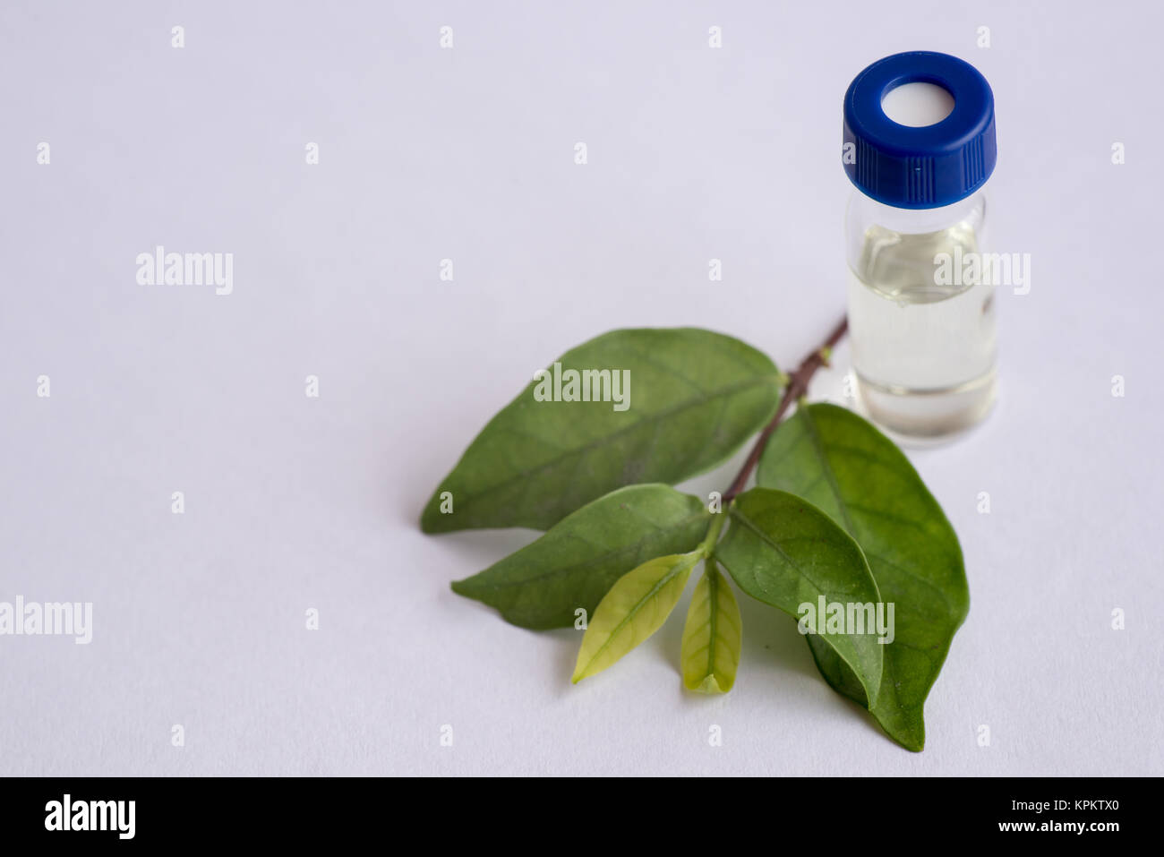 Lab analyse drug sample hi-res stock photography and images - Alamy
