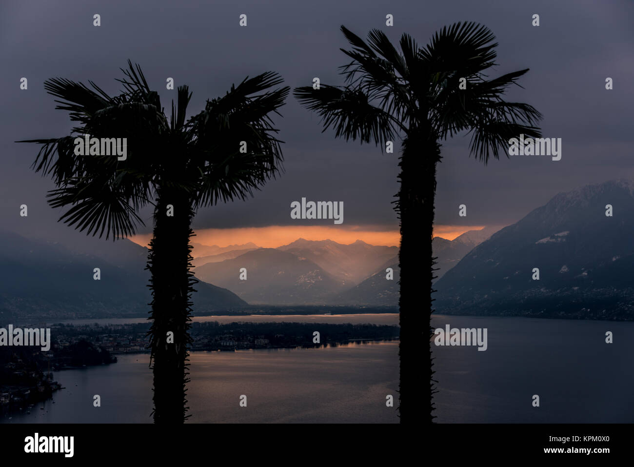 City with river maggia hi-res stock photography and images - Alamy