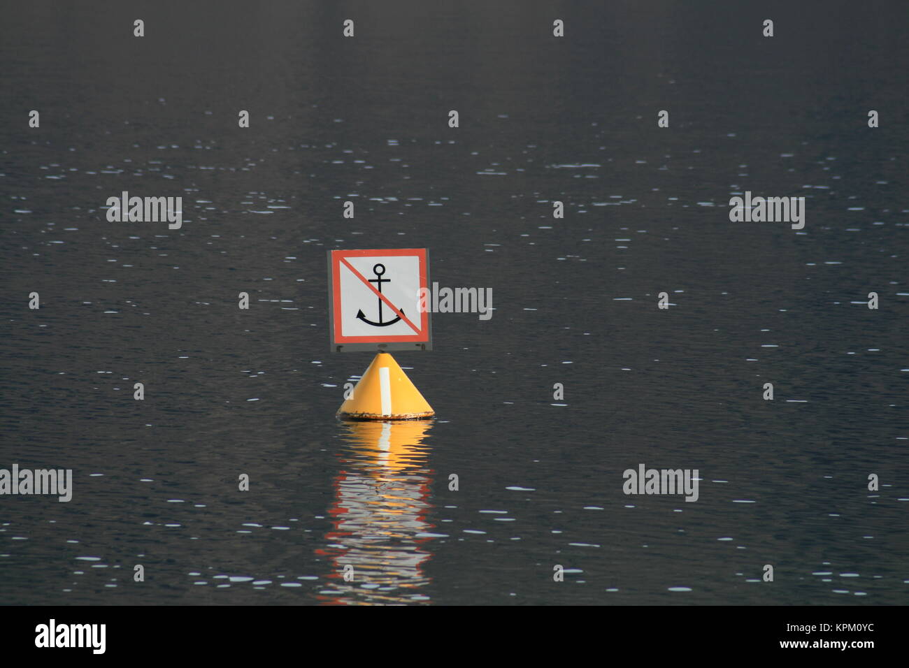 Anchor sign hi-res stock photography and images - Alamy