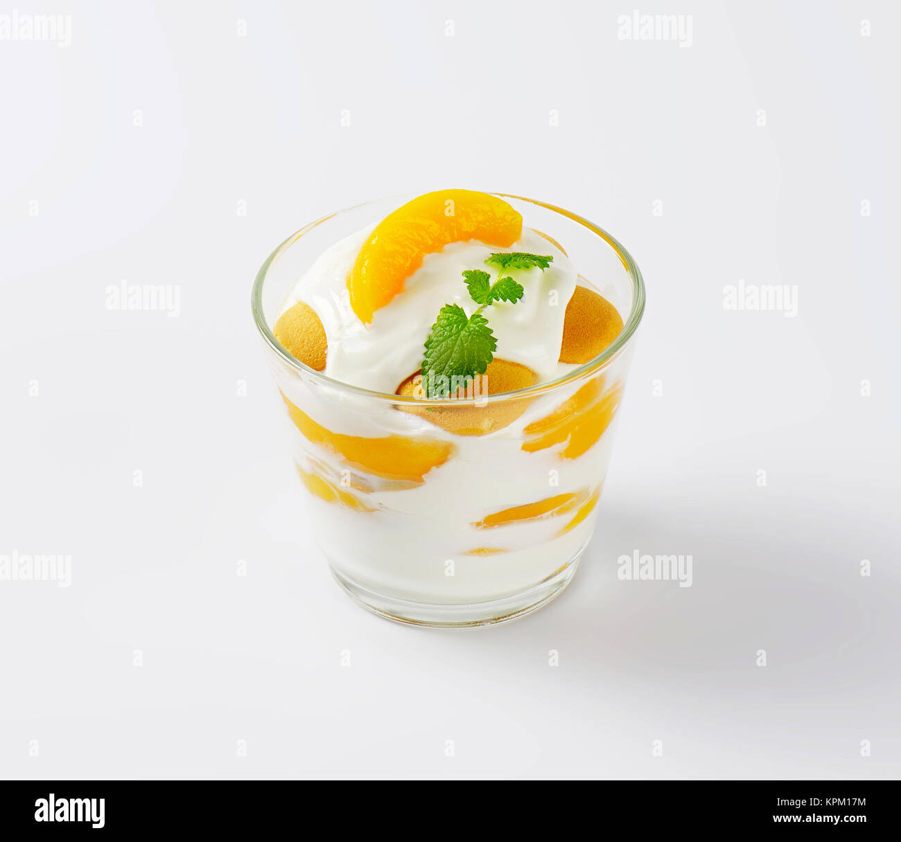 creme fraiche dessert Stock Photo - Alamy