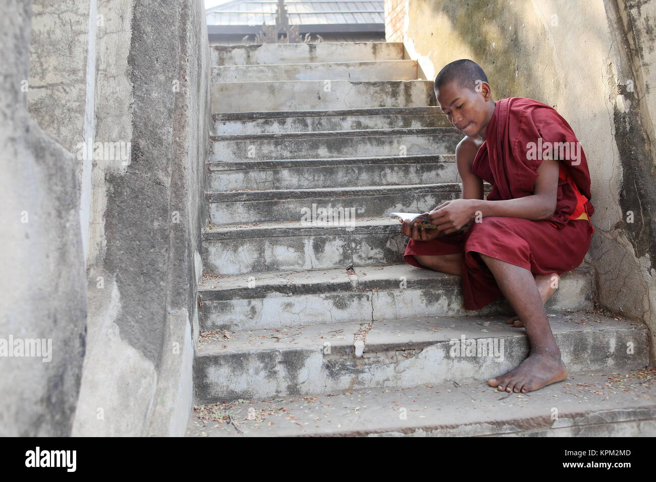 buddhist monk in the temples of bagan Stock Photo - Alamy