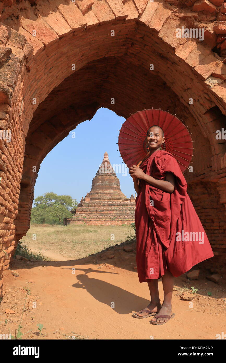 Buddhist monk in the temples of Bagan Stock Photo - Alamy