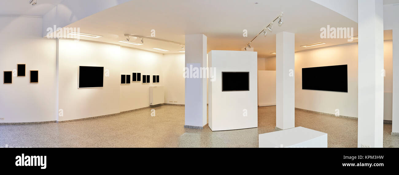 Panoramic view of a Exhibition gallery with museum style lighting Stock ...