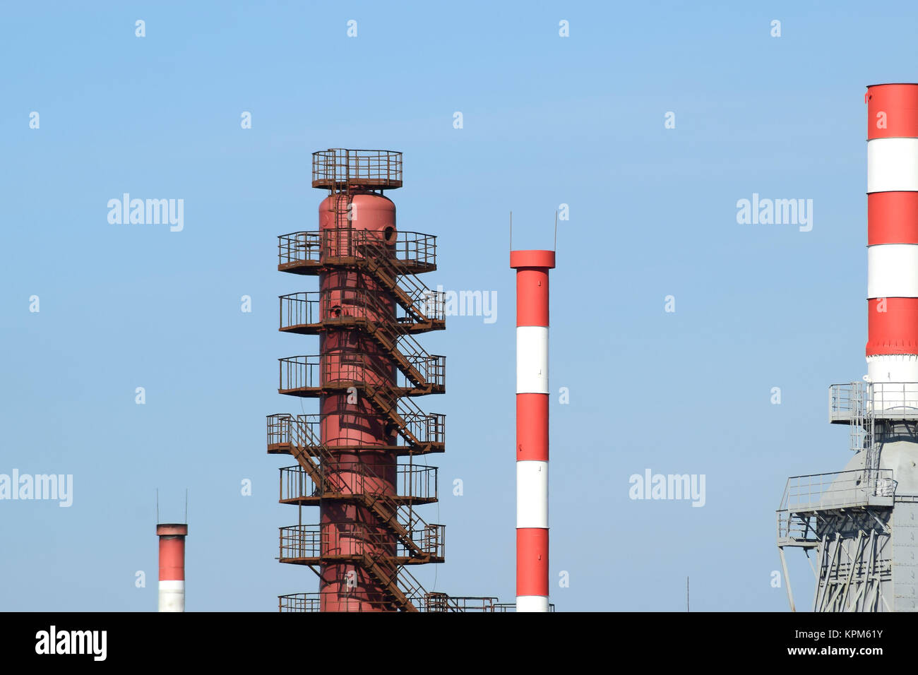 Pipes refinery furnaces and distillation column Stock Photo - Alamy