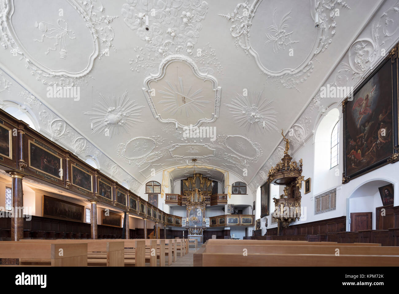 Inside protestant church hi-res stock photography and images - Alamy