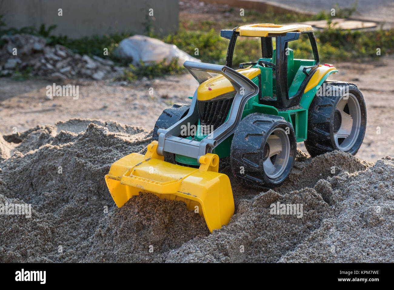 Payloader hi-res stock photography and images - Alamy