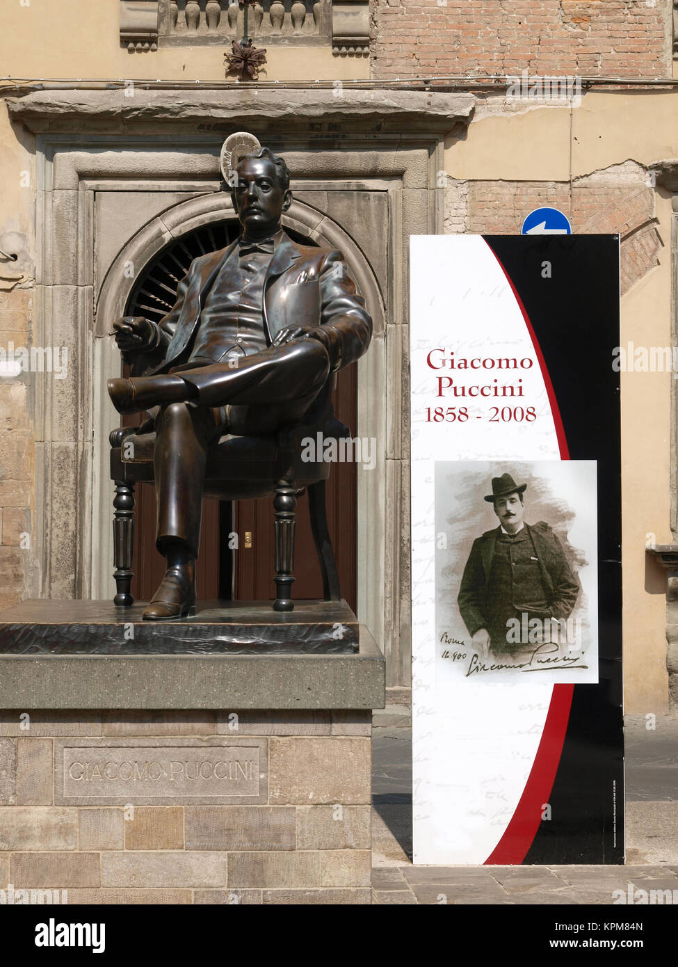 Bronze statue of Puccini in Lucca, Italy, near the house where he was ...