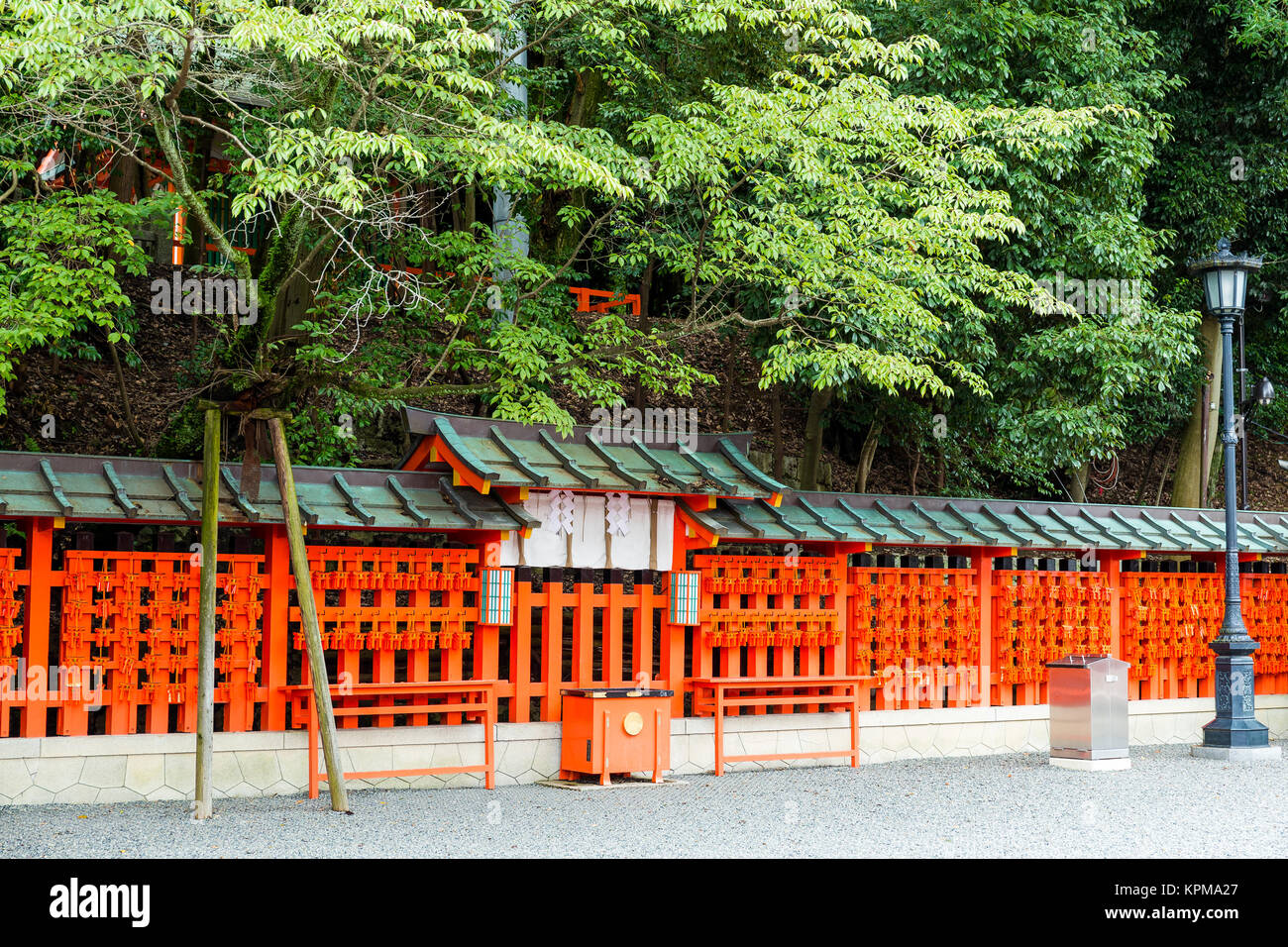 Traditional Japanese temple Stock Photo - Alamy