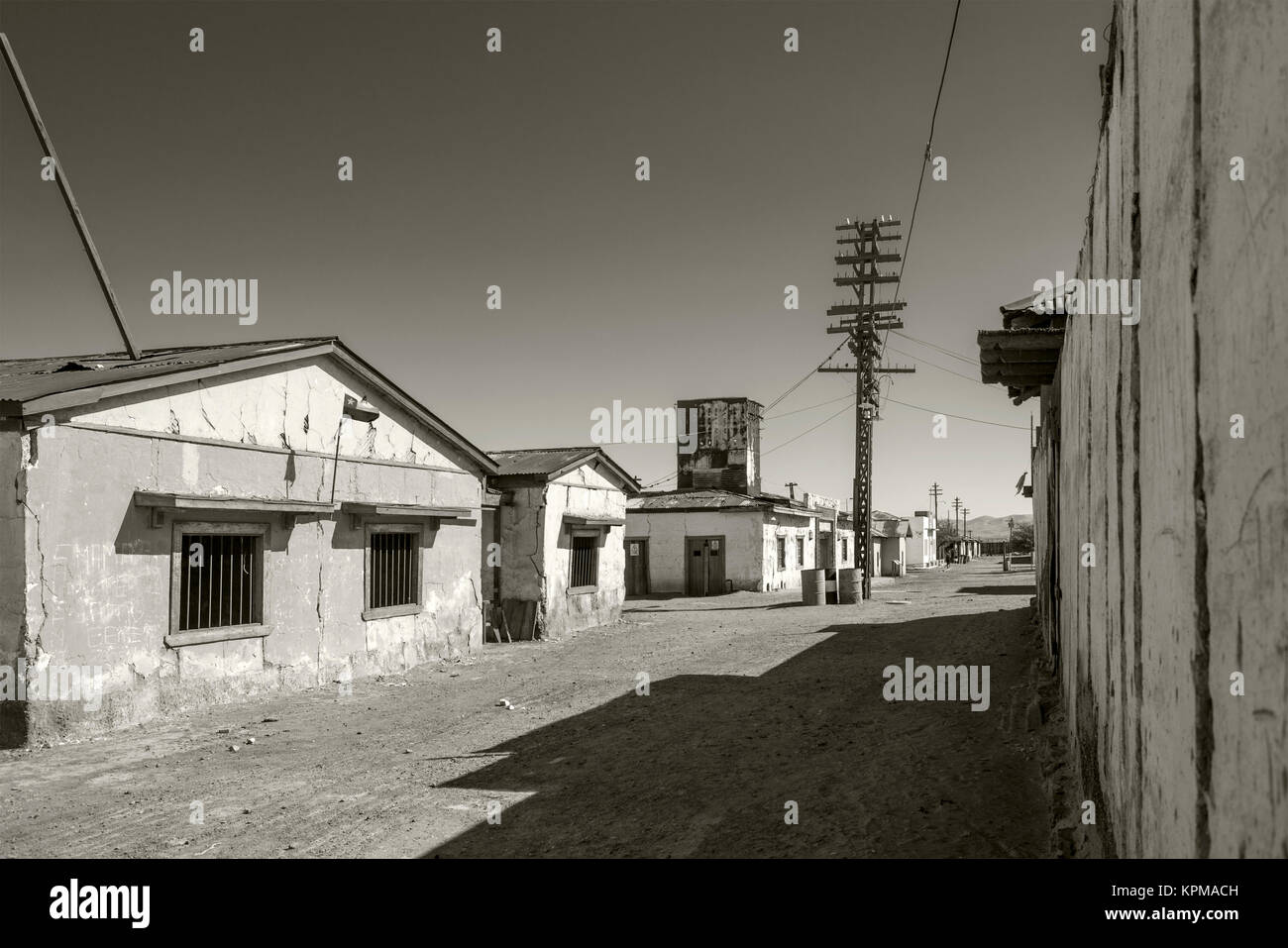Deserted Ghost Town Humberstone, Chile Stock Photo - Alamy