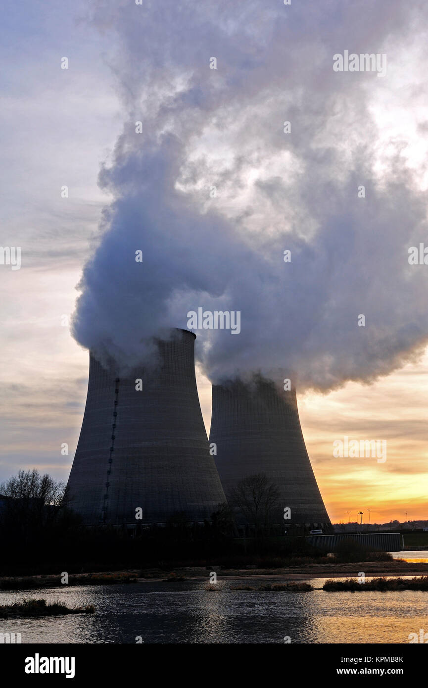Nuclear power plant in France Stock Photo - Alamy