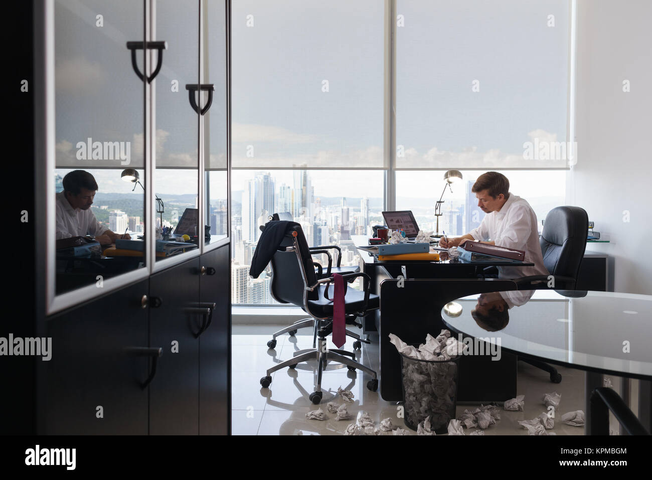 Frustrated Business Man Writing Paper Letter In Office Stock Photo - Alamy