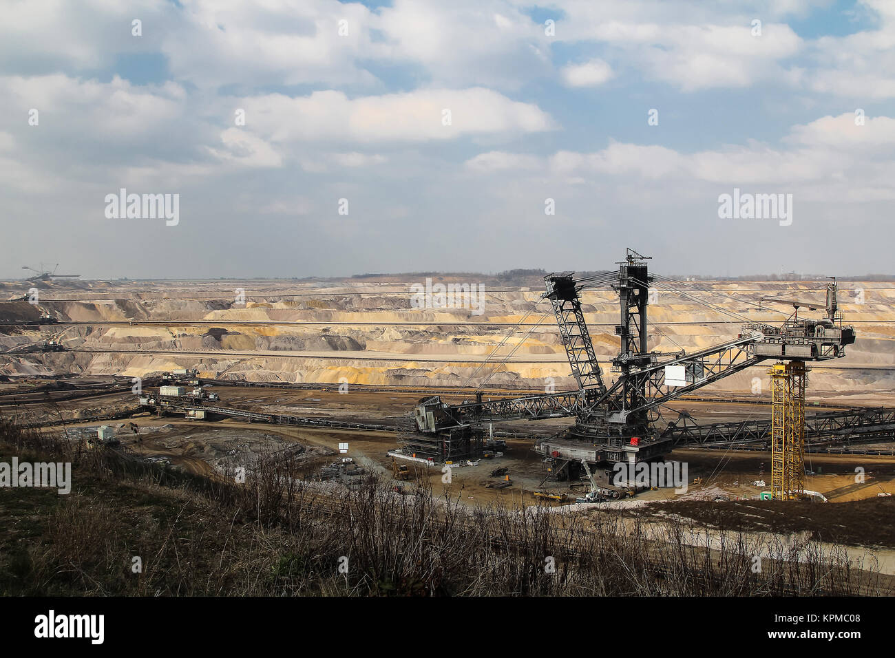 Coal mine pit heap hi-res stock photography and images - Alamy
