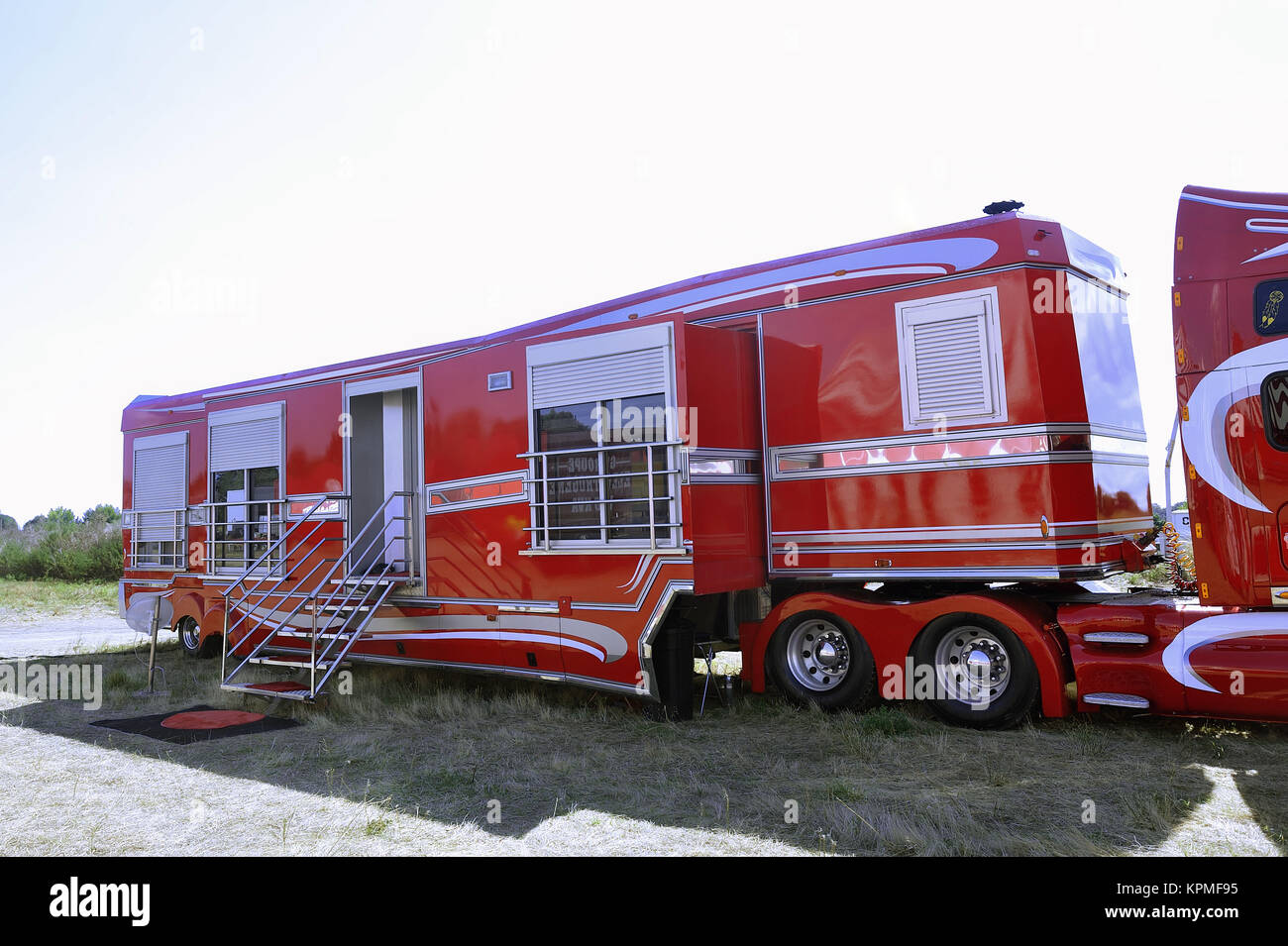Circus trailer hi-res stock photography and images - Alamy