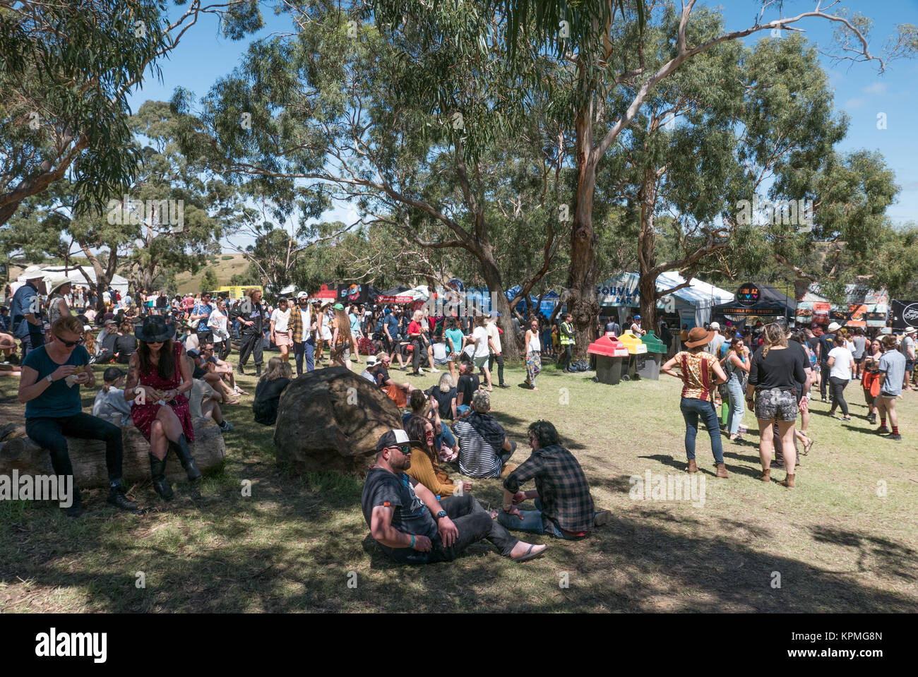 Campsite sign australia hi-res stock photography and images - Alamy