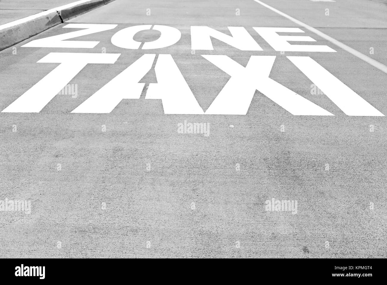 Bus taxi lane Black and White Stock Photos & Images - Alamy