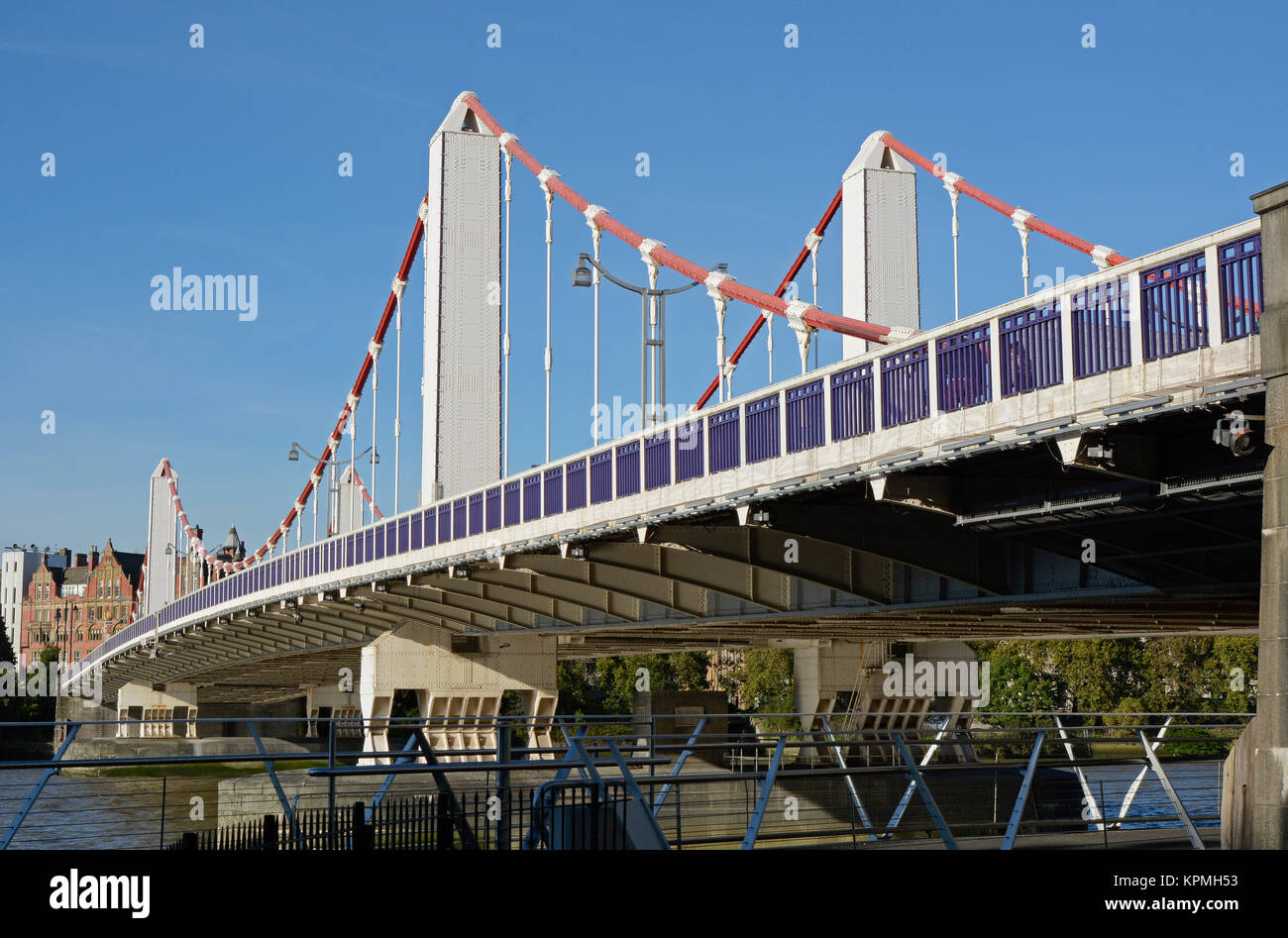Chelsea bridge in london england hi-res stock photography and images ...