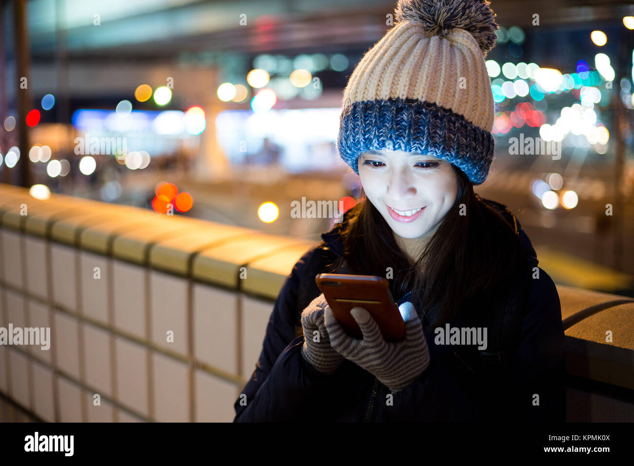 Tokyo girls night hi-res stock photography and images - Alamy