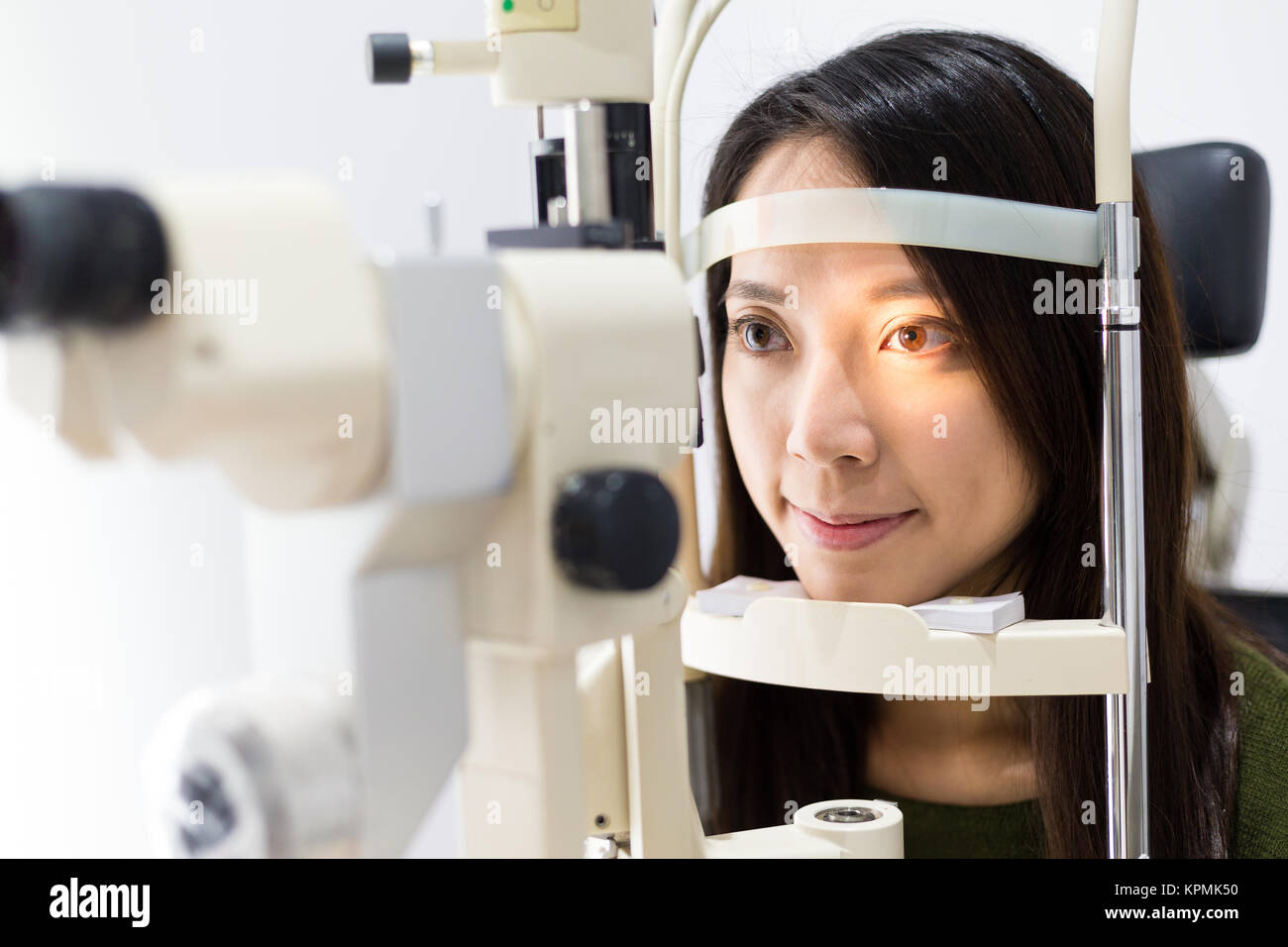 Visual field examination hi-res stock photography and images - Alamy