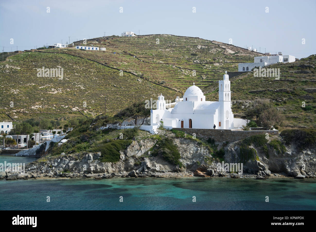 Ios ist eine kleine Hafenstadt im Norden der griechischen Insel Ios auf ...