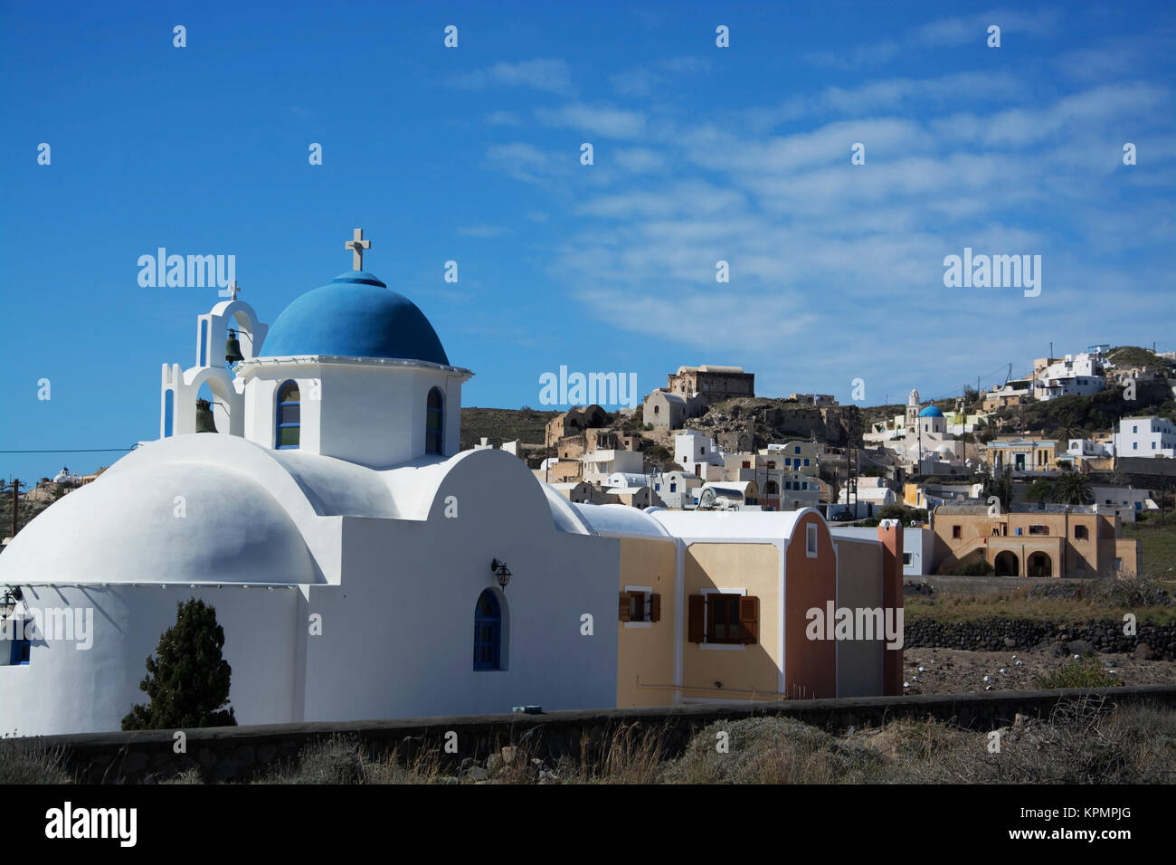Akrotiri, auf der Insel Thira oder Thera, ist eine kleine Stadt auf dem ...