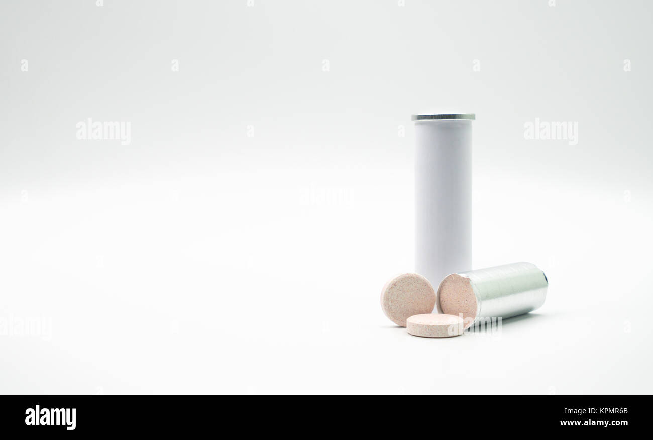 Effervescent tablets hi-res stock photography and images - Alamy