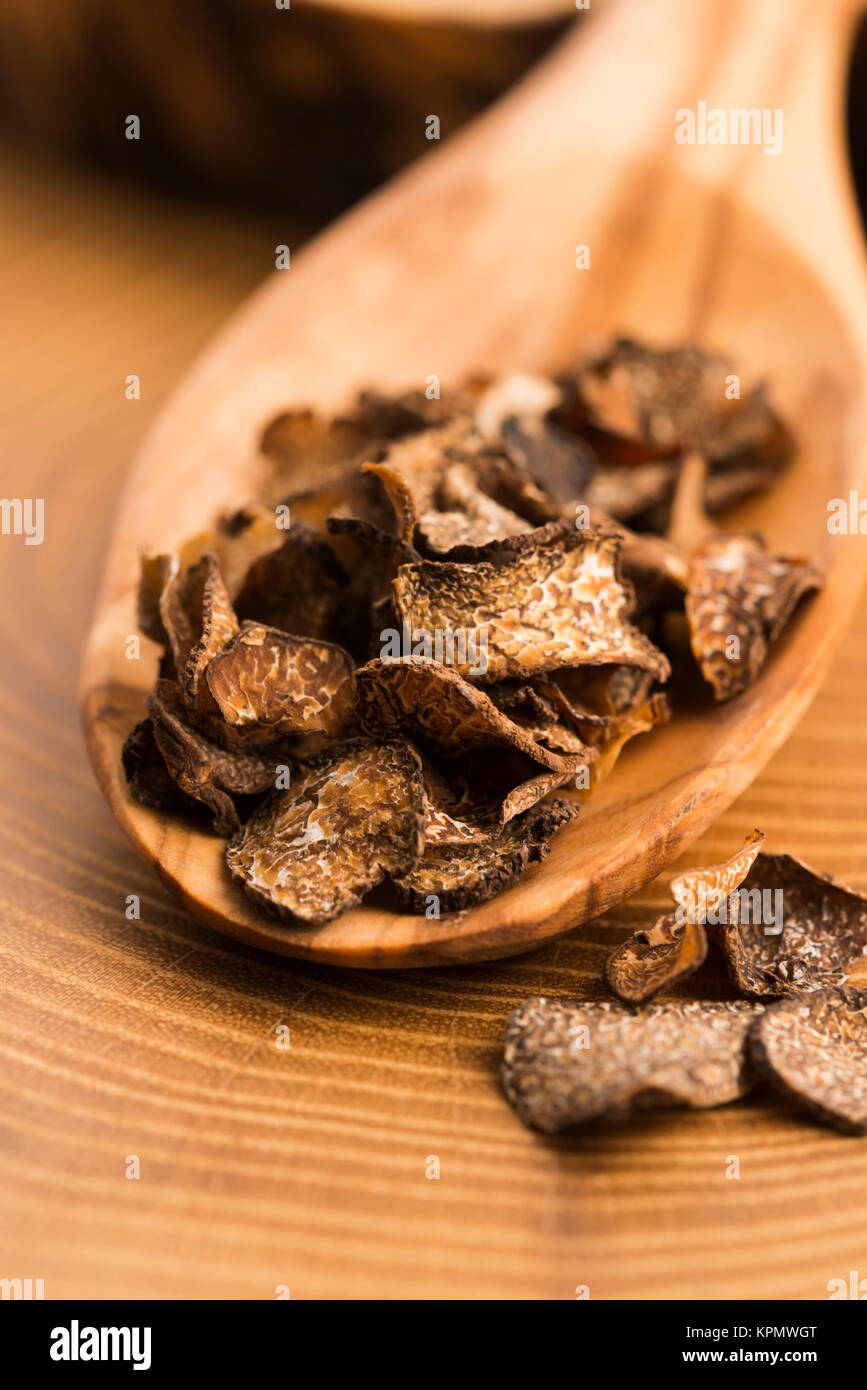 black truffle mushroom - gourmet vegetable Stock Photo - Alamy