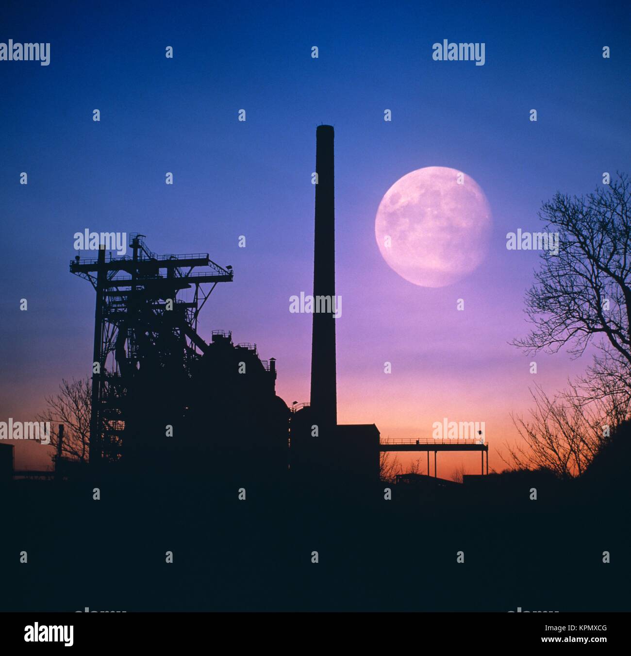 Night nighttime moon moonlight firmament hi-res stock photography and ...