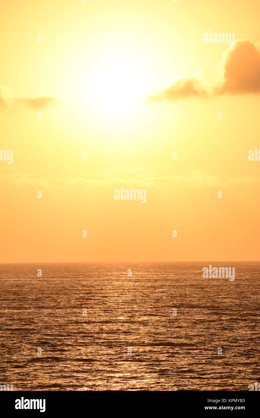 Sunset sky sun red spanish scenery hi-res stock photography and images ...