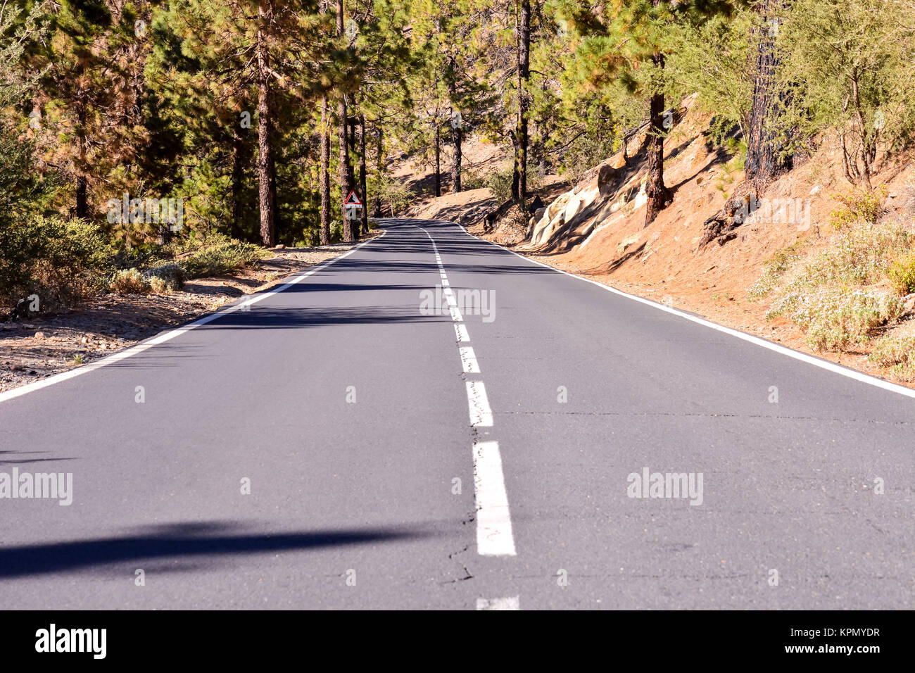 long lonely road Stock Photo - Alamy