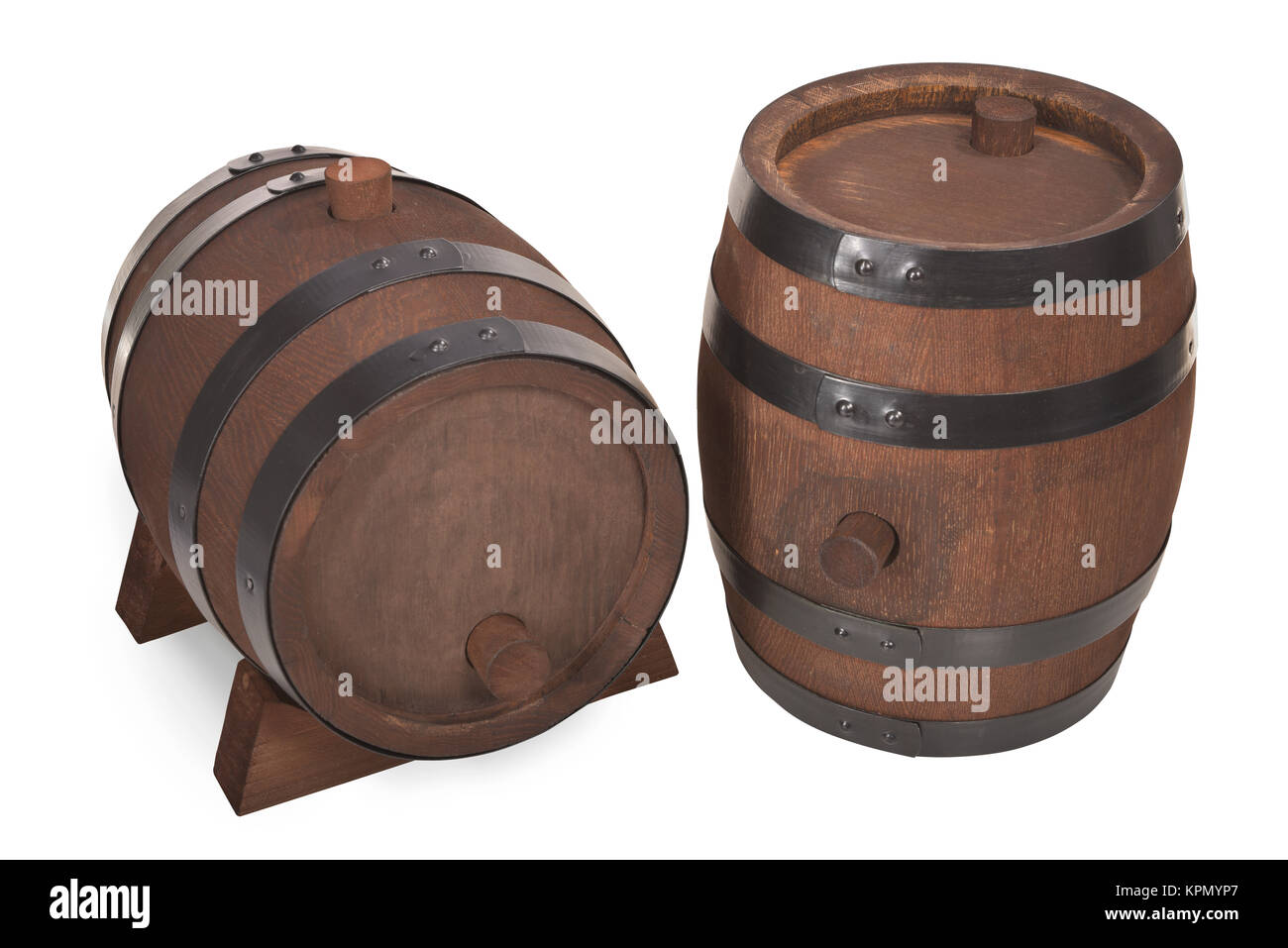 old beer barrels Stock Photo - Alamy