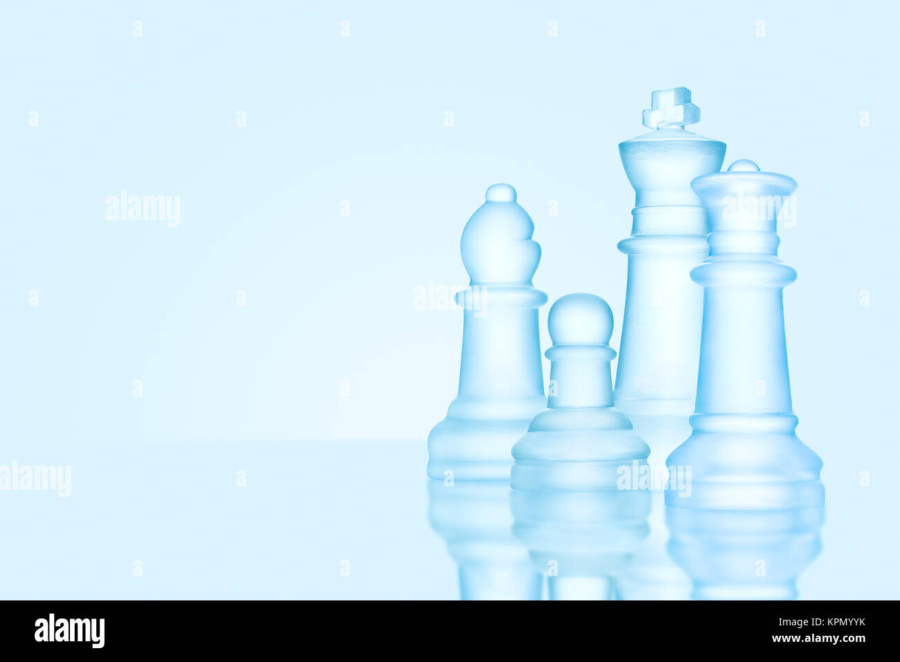 Chess playing ice hi-res stock photography and images - Alamy