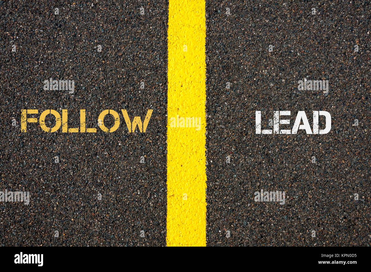 Antonym concept of FOLLOW versus LEAD Stock Photo - Alamy