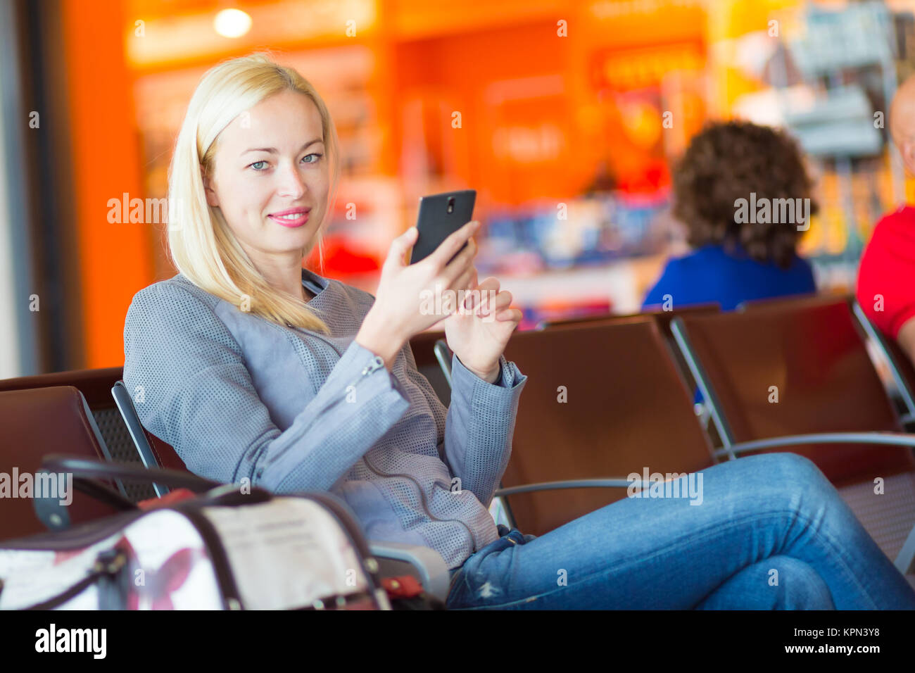 Using bus to shop hi-res stock photography and images - Alamy