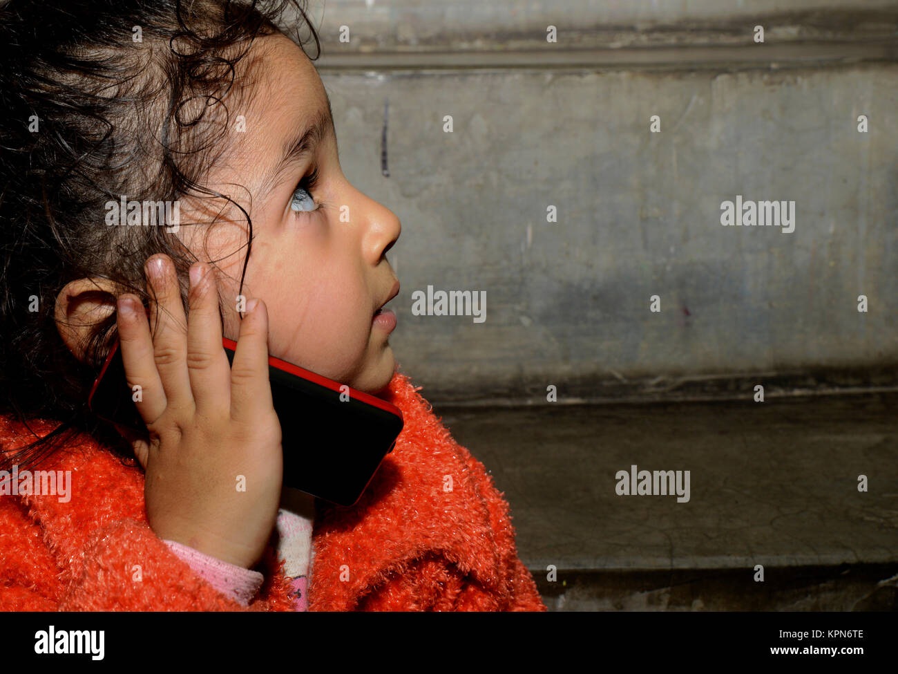 Children talking face to face hi-res stock photography and images - Alamy