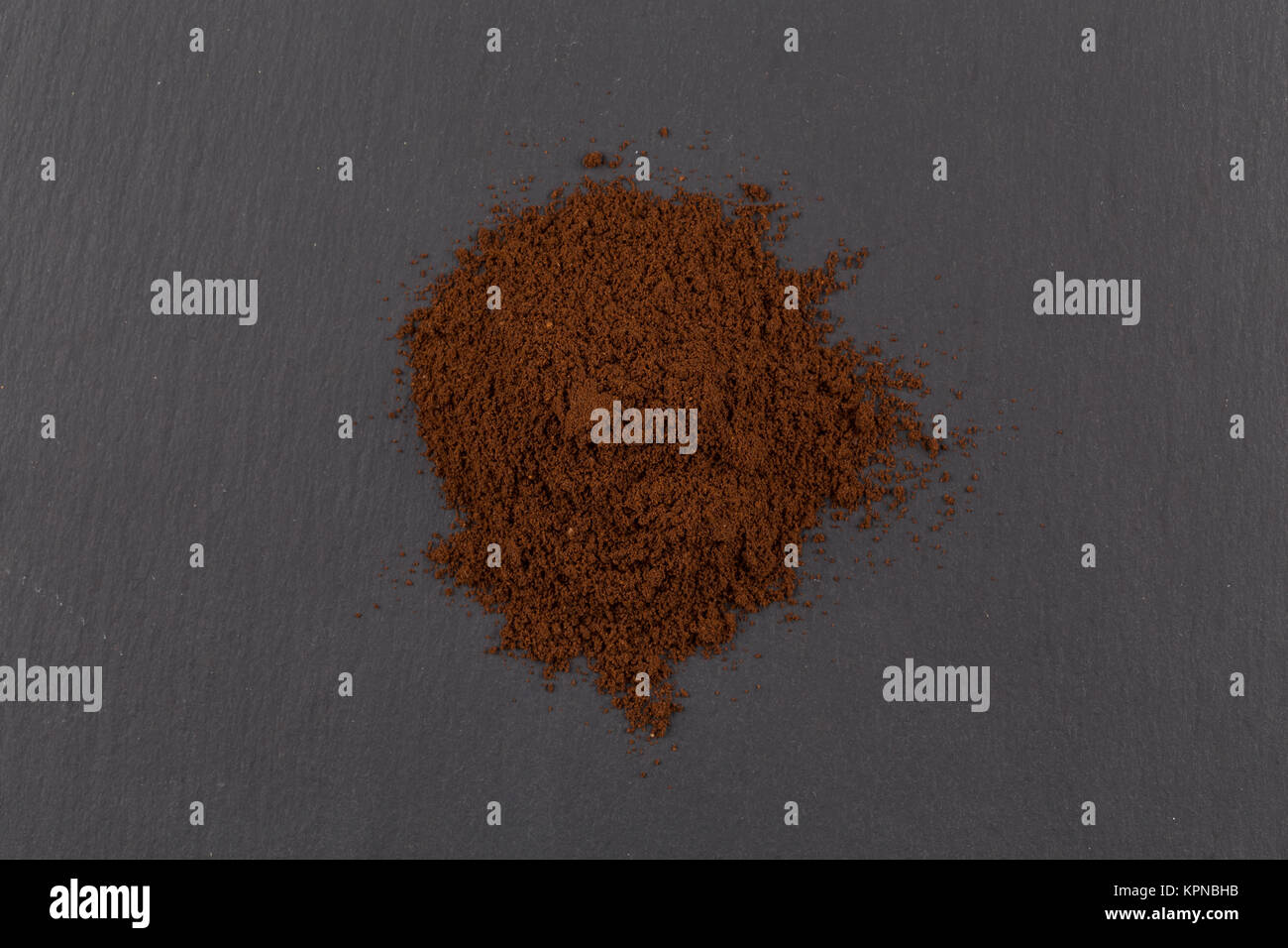 Horizontal still life hi-res stock photography and images - Alamy