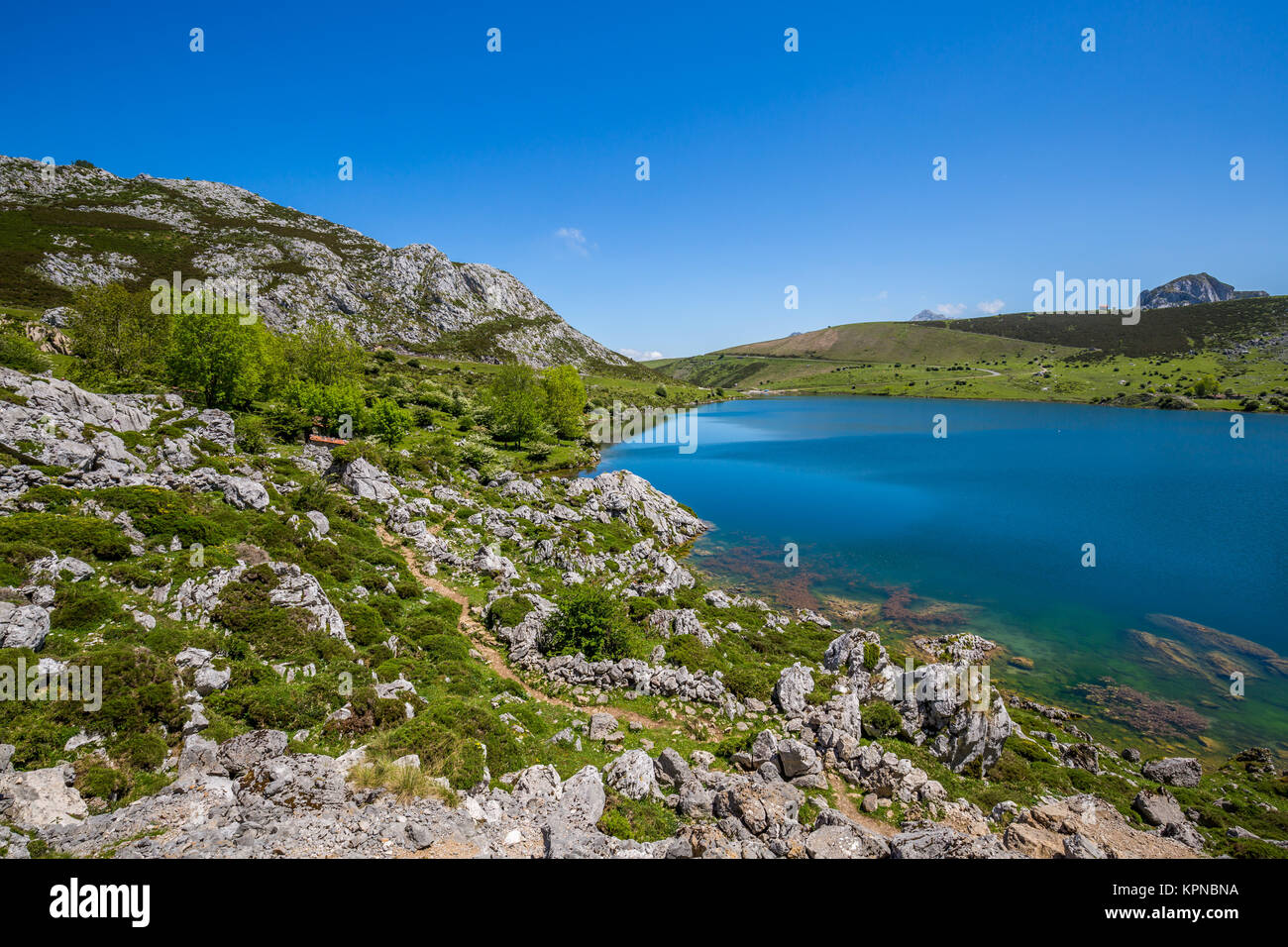 Lake Enol and mountain retreat, the famous lakes of Covadonga, Asturias ...