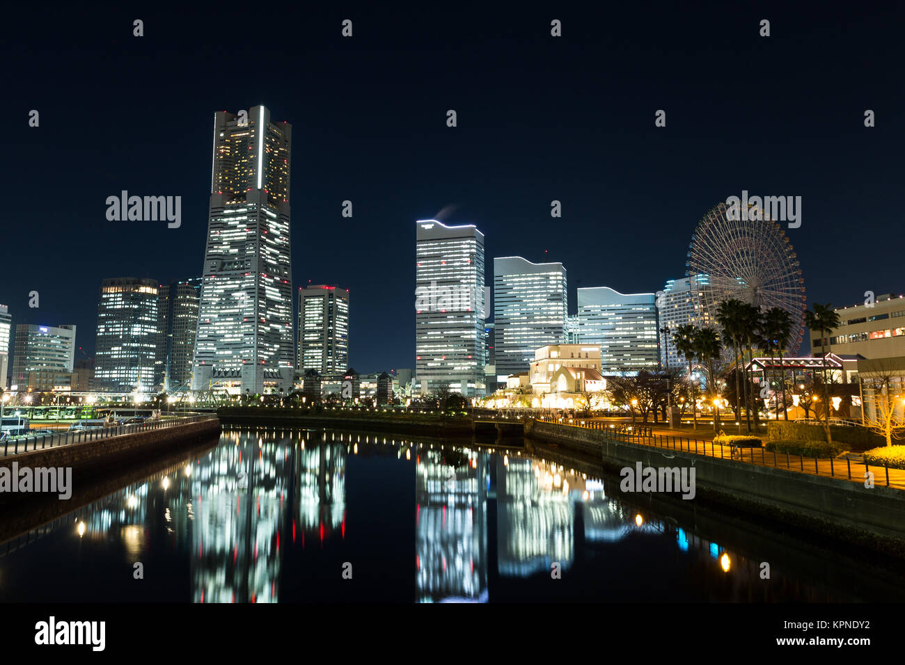Yokohama skyline at night Stock Photo - Alamy