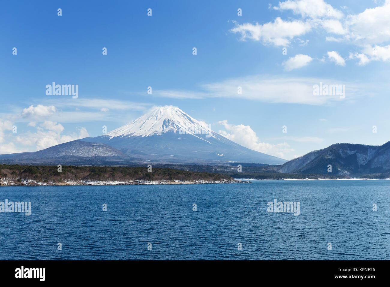 Fuji lake motosu resort hi-res stock photography and images - Alamy