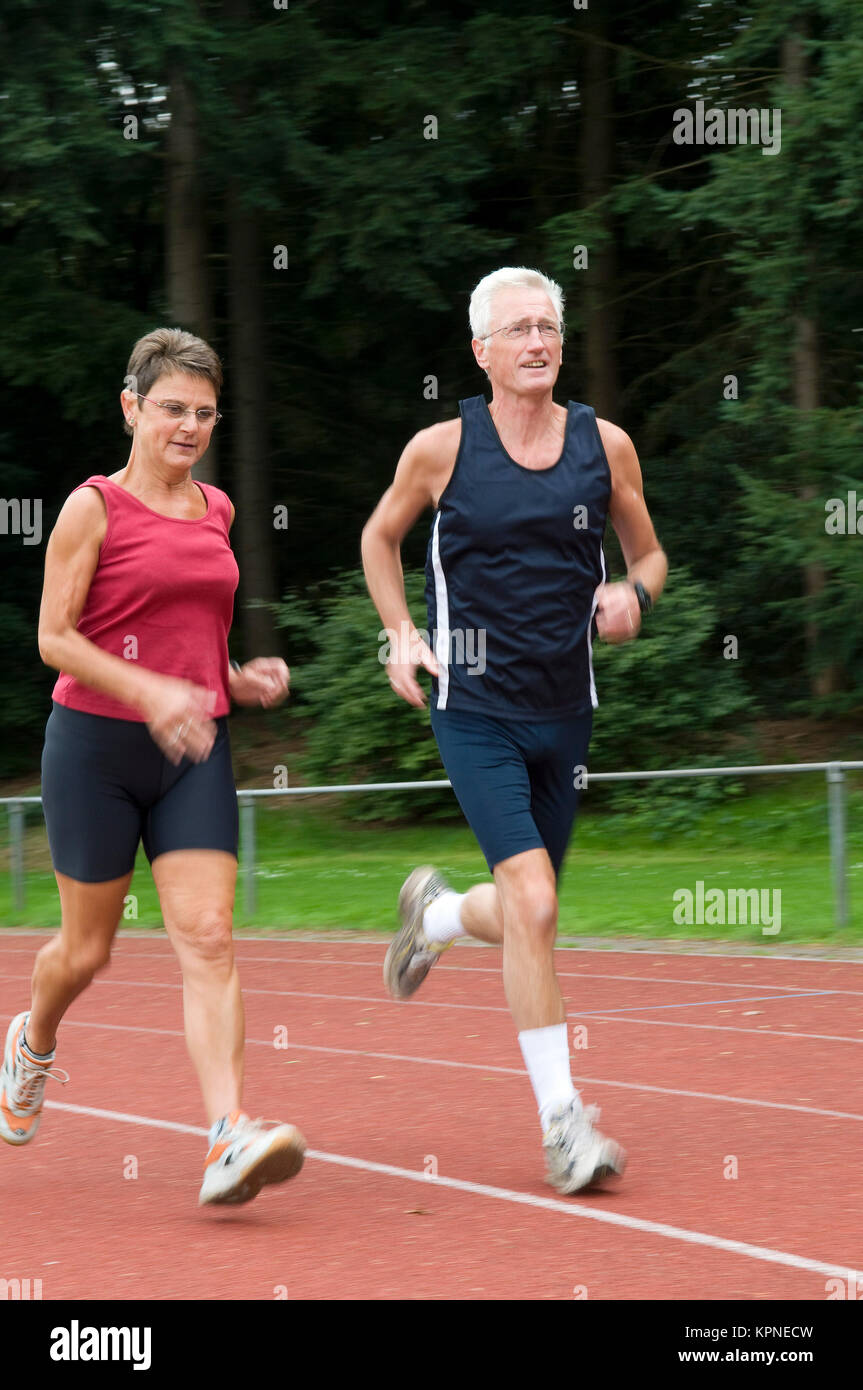 Active seniors race running hi-res stock photography and images - Alamy