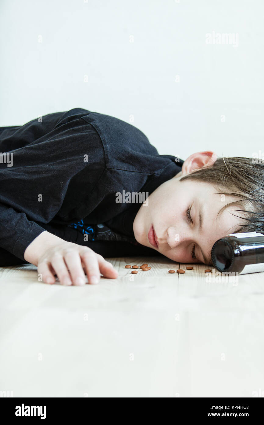 Young boy dead after committing suicide Stock Photo - Alamy
