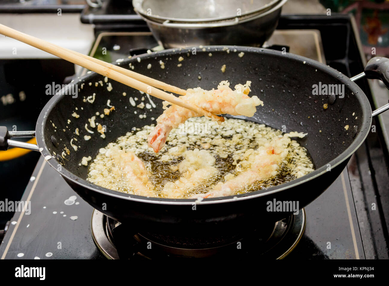 Japanese Chef Cooking Tempura High Resolution Stock Photography and ...